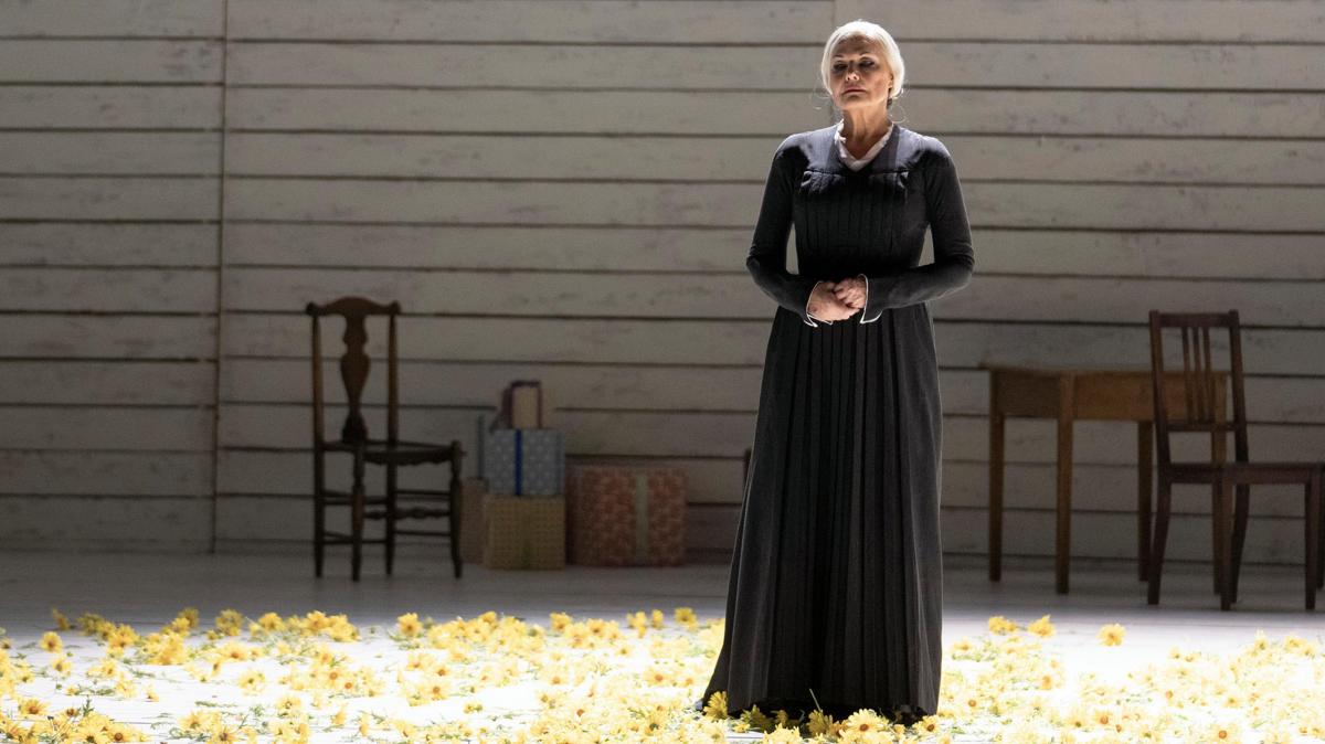 Claus Guth’s phenomenal Jenůfa showcases Asmik Grigorian’s remarkable ...